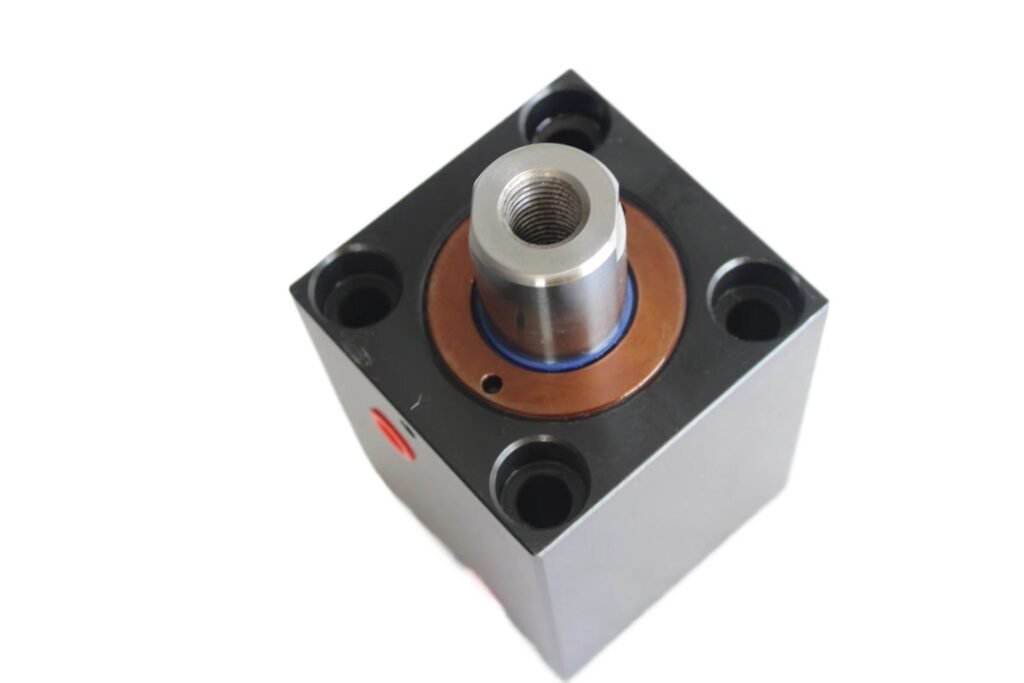 Standard compact hydraulic cylinder - Cenbifyn